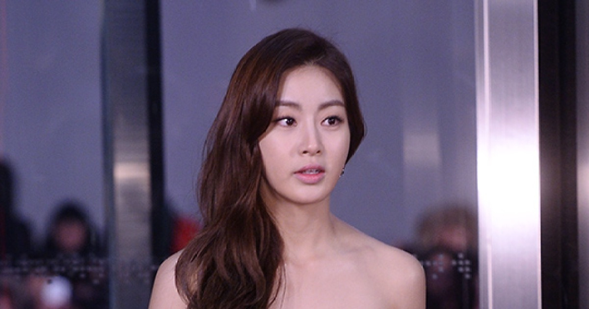 [TD포토] 강소라 '쇄골라인 그대로 드러낸 드레스' (SBS 연기대상)