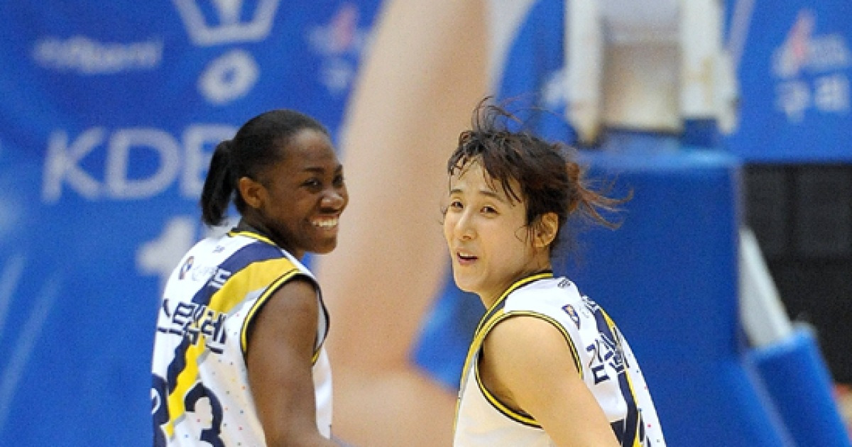 '20점차 뒤집기쇼' 신한은행, KDB생명에 대역전극