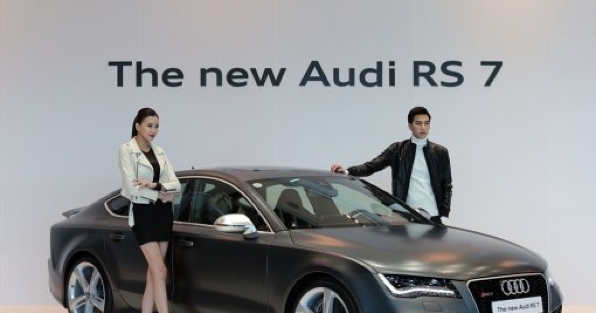아우디, 305km/h 5도어 쿠페 'RS7 스포트백' 출시