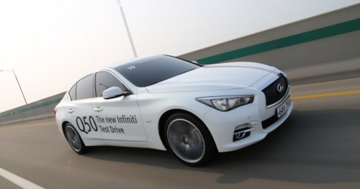 [시승기]인피니티 Q50 "C클래스·3시리즈보다 좋다고?"