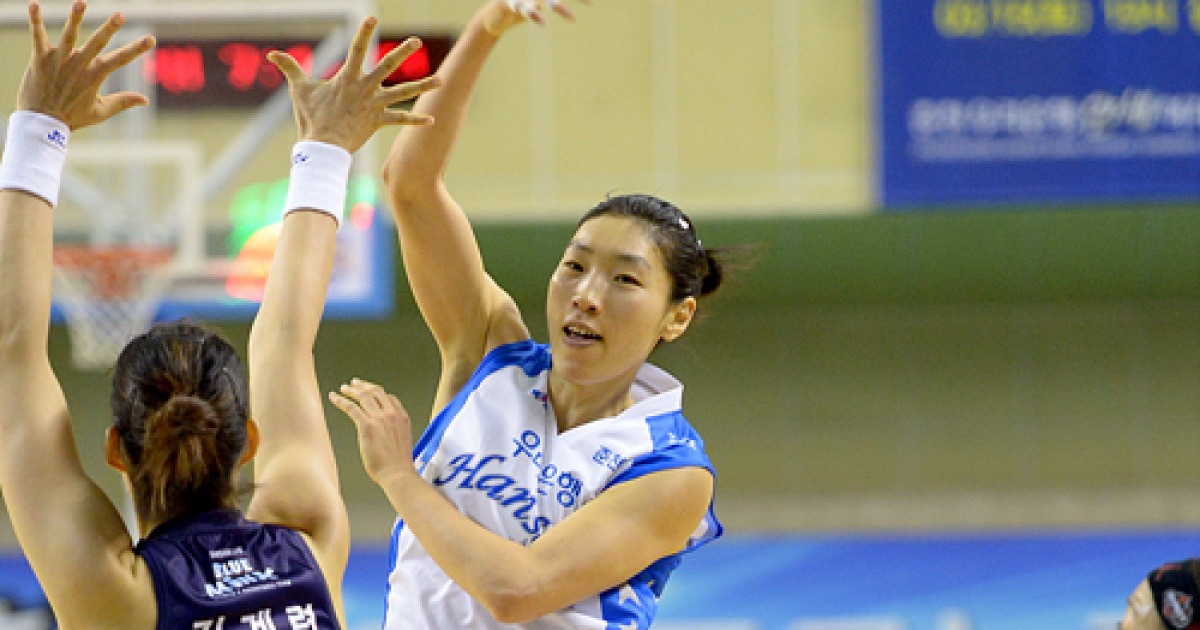 [WKBL] 임영희, '이렇게 패스할줄 몰랐지?'