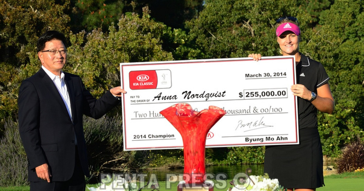[포토] 안나 노르드크비스트, LPGA 투어 KIA 클래식 우승 - 2014 LPGA 투어 KIA 클래식 마지막 라운드 (5)