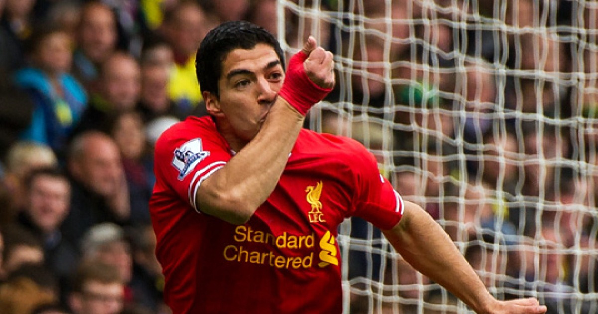 [EPL 35R] '수아레스 30호골' 리버풀, 노리치에 3-2 승.. 우승까지 7점 남았다