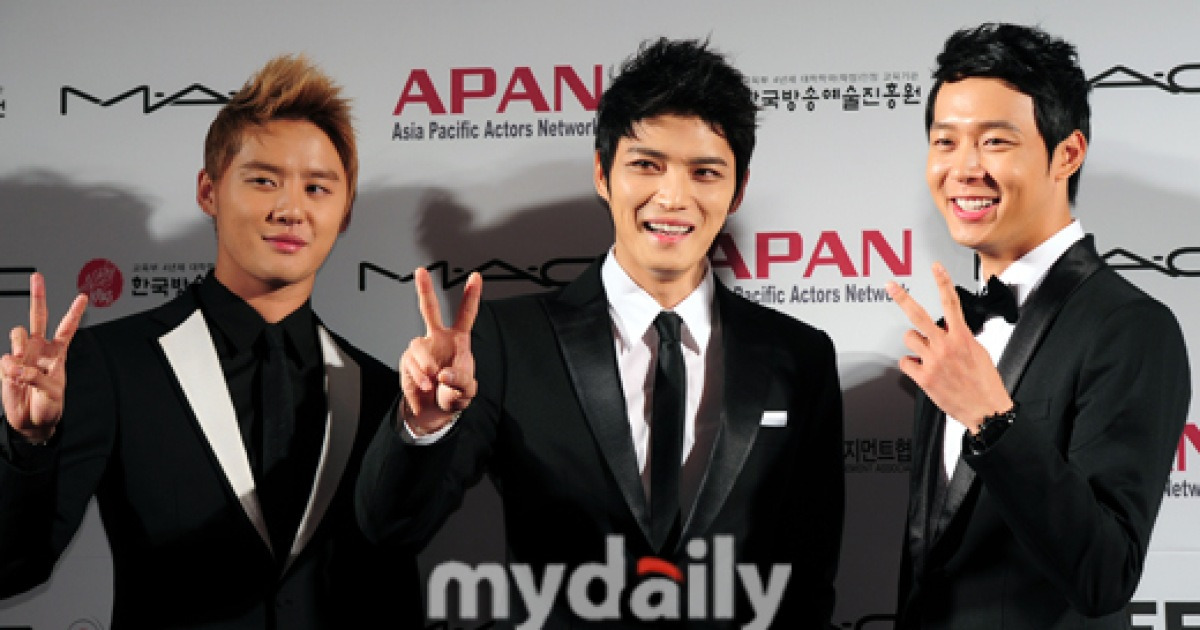 언제까지 JYJ를 TV에서 숨겨놓을건가 [이승록의 나침반]