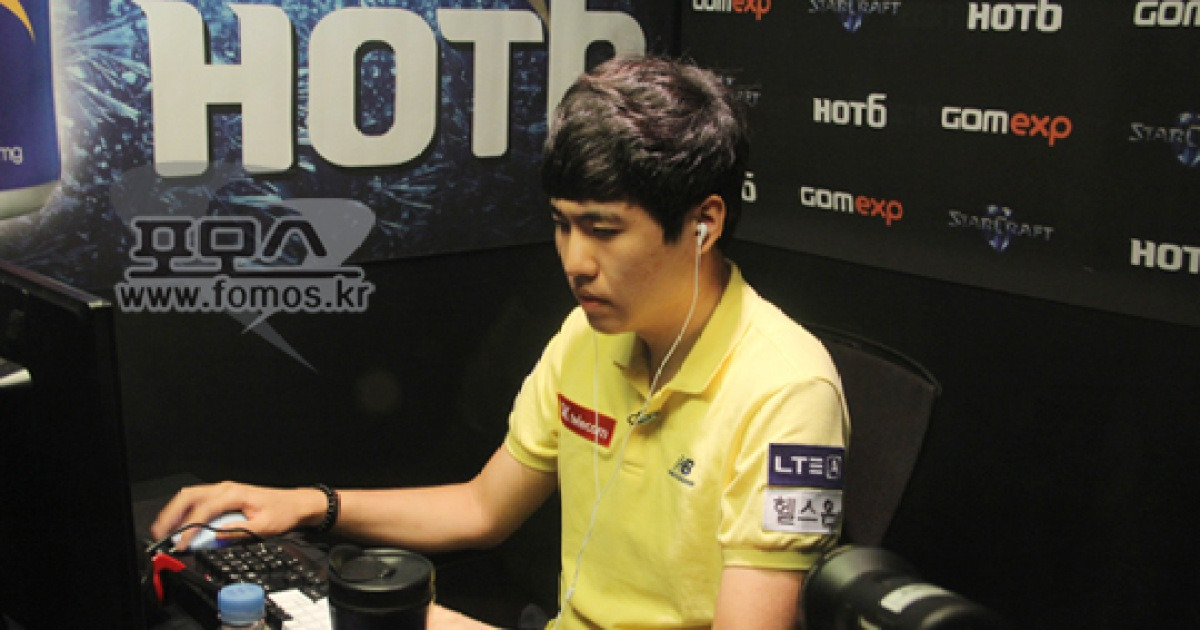 [WCS GSL]SK텔레콤 어윤수, 압도적인 경기력으로 2:0 완승(2경기)