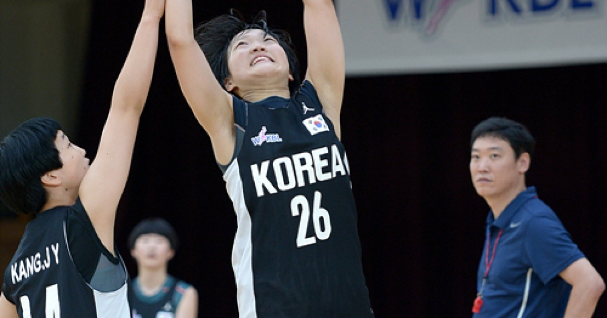 [WKBL 유소녀 캠프] 광주수피아여중 정금진, '내 슛을 막아봐'