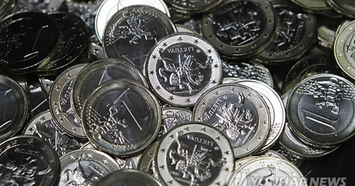 LITHUANIA ECONOMY EURO COINS