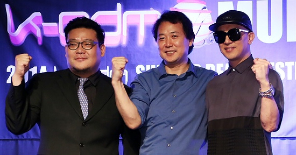 [오마이포토] 김창환-구준엽 'K-EDM 파이팅'