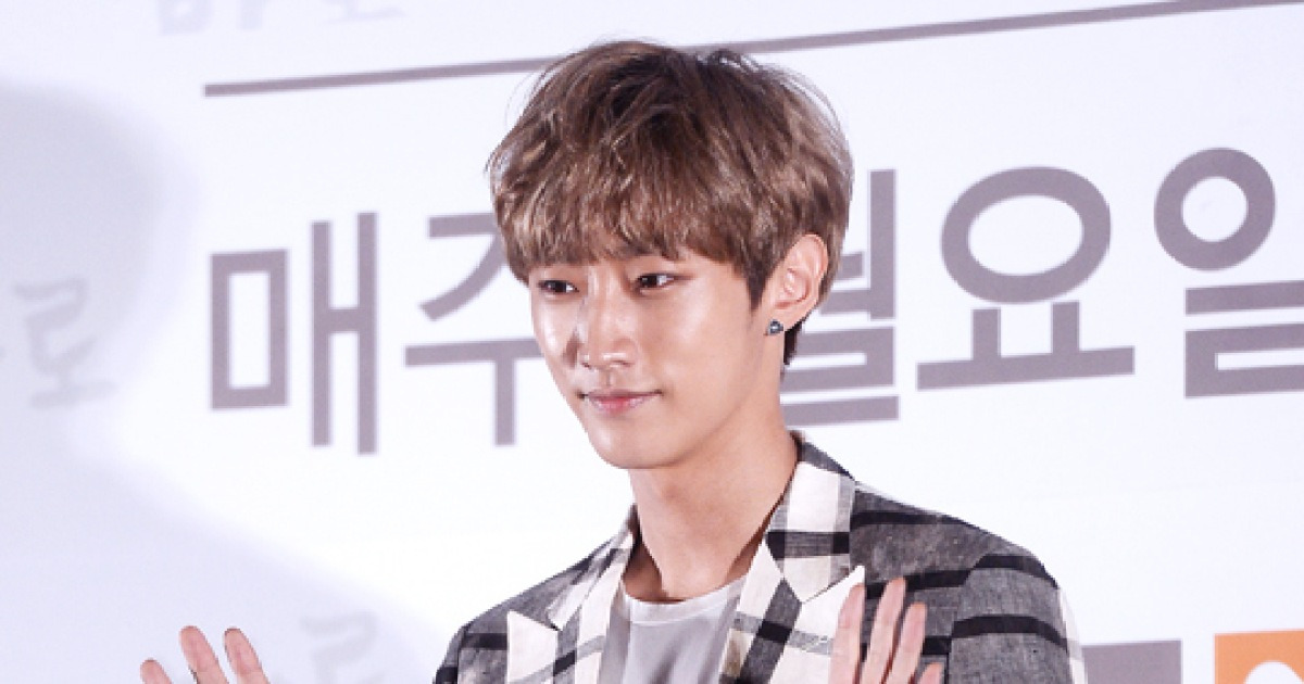 [TD포토] B1A4 진영 '매력적인 미소'