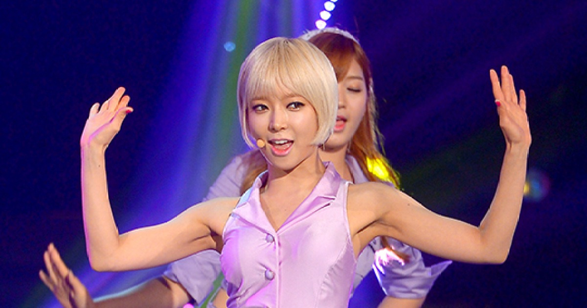 [TD포토] AOA 초아 '섹시한 메이드복'