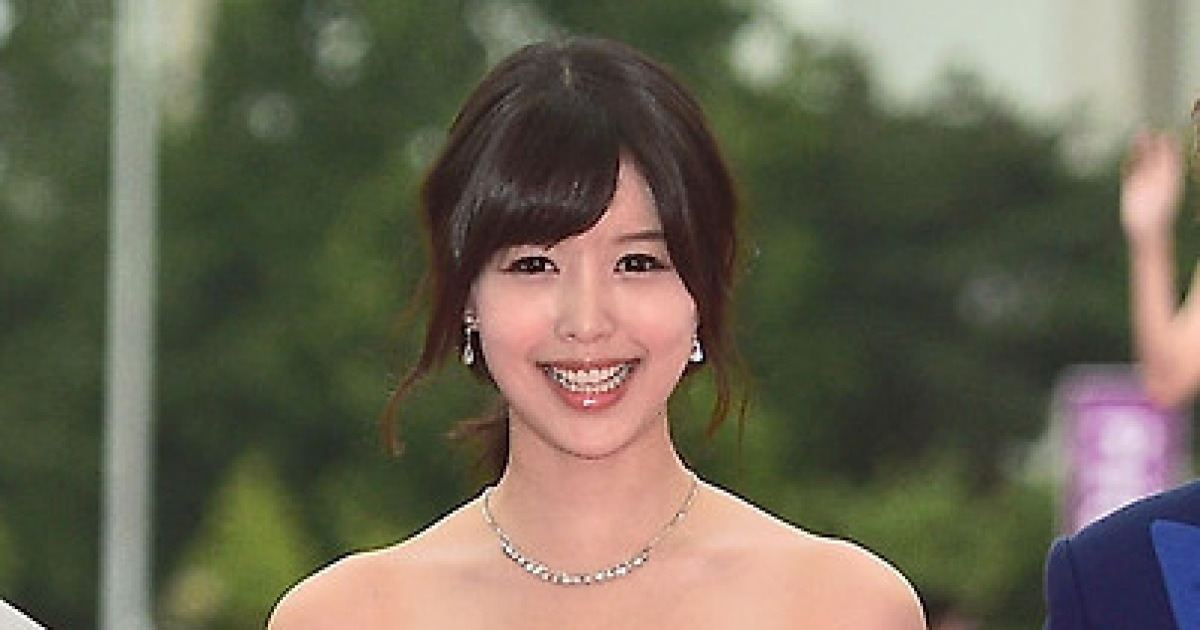 [사진]日 AV배우 아오이 츠카사,'앳된 미모'