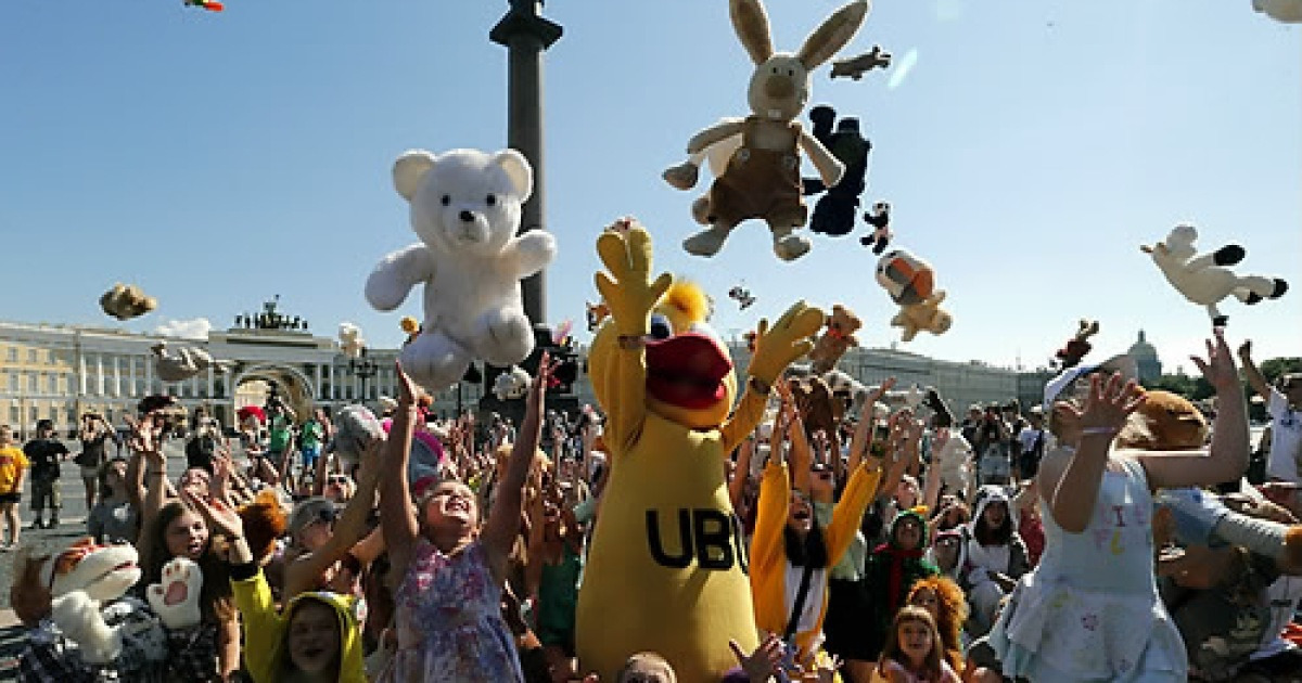 epaselect RUSSIA TEDDY PARADE