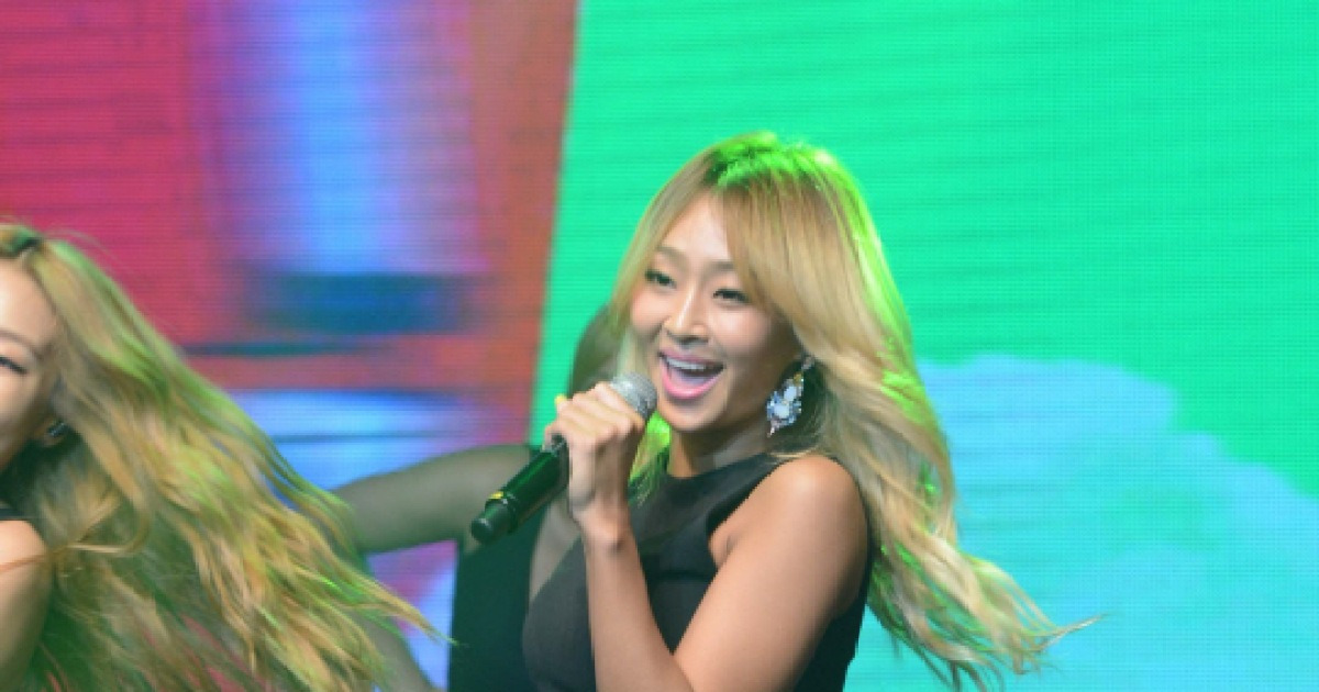 [포토] 씨스타 효린 배의 상처때문에 타투를