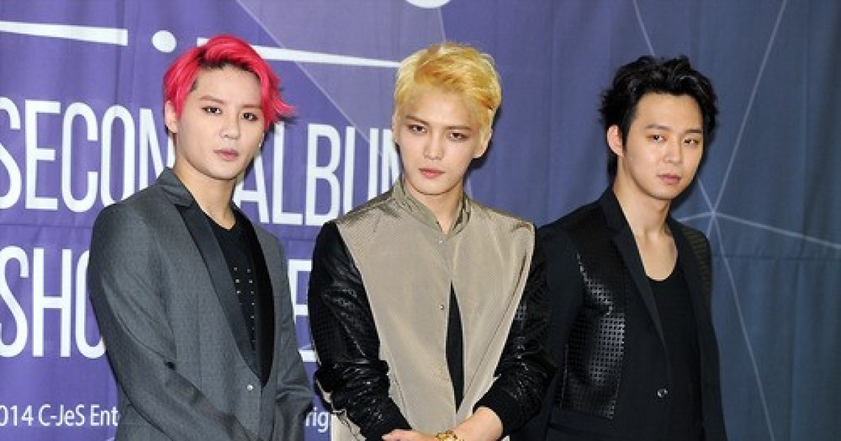 JYJ '백시트', KBS 방송불가 판정..소속사 "재심의 요청 고려 중"