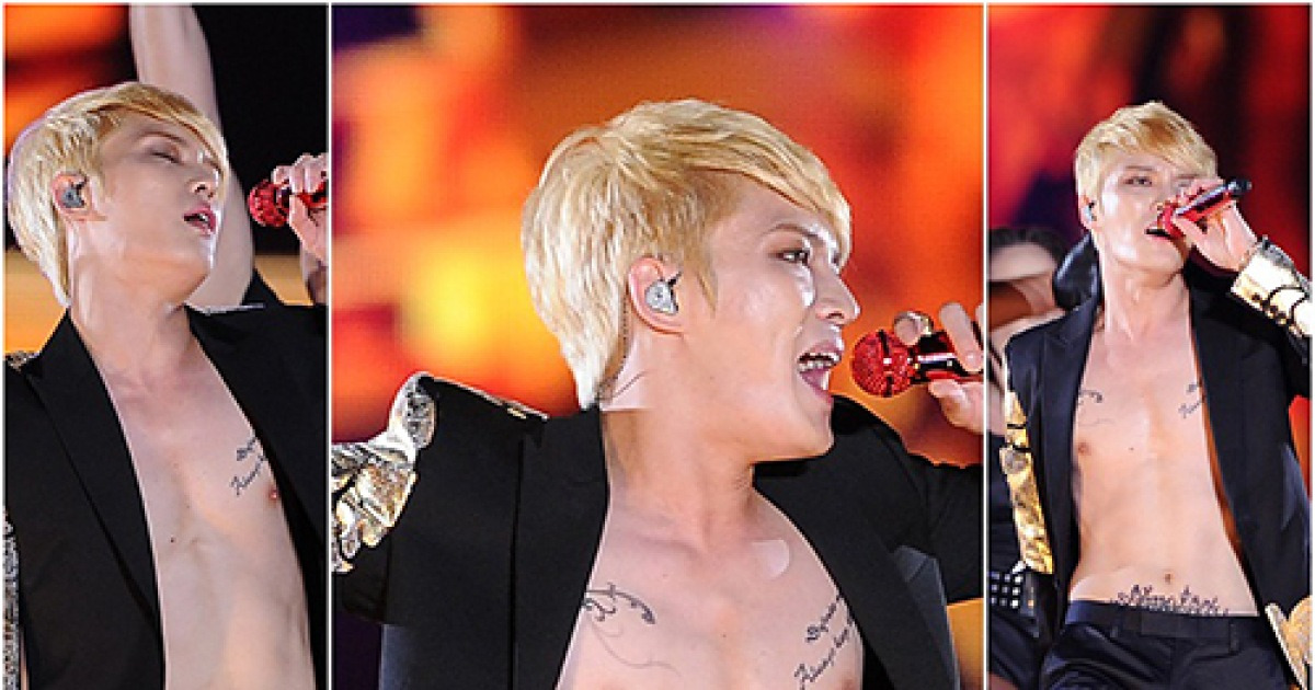 JYJ 김재중 '상반신 노출, 화려한 타투로 신비한 매력' [MBN포토]