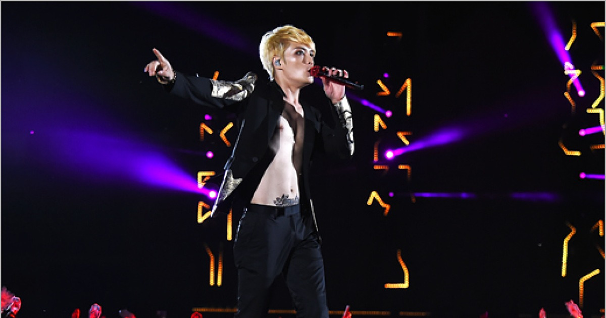 [MD포토] JYJ 재중 '손짓 하나에 열광하는 관객'