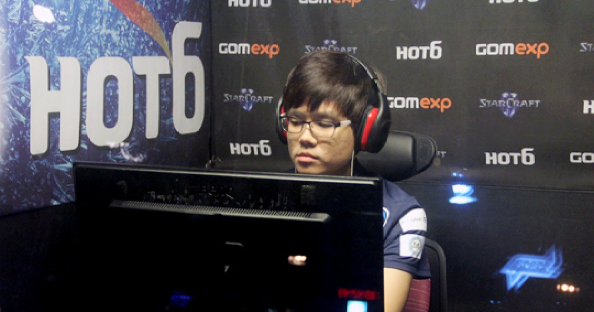 [WCS GSL]CJ 정우용, 하재상에 2대 0 압승하며 김민철과 최종전(패자전)