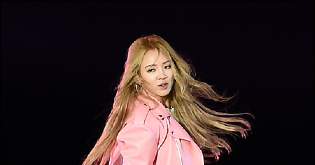 [md포토] 소녀시대 효연 숨막히는 섹시 뒤태
