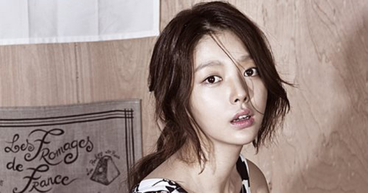 [bnt화보] 엄현경, "남자에 대한 포기 잘해요" 고백