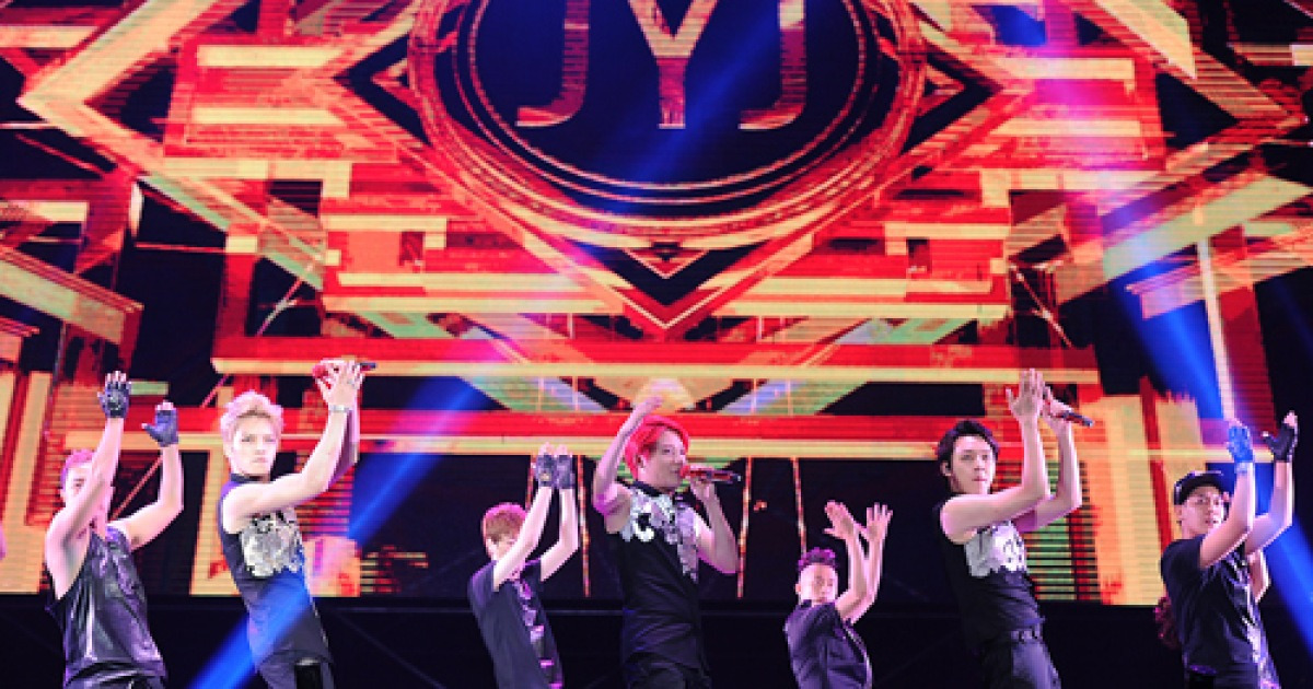 JYJ, '사천성을 뜨겁게' [JYJ아시아투어]