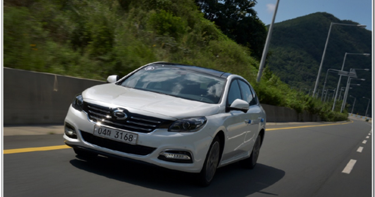 뇌리에서 잊혔던 SM7이 돌아왔다