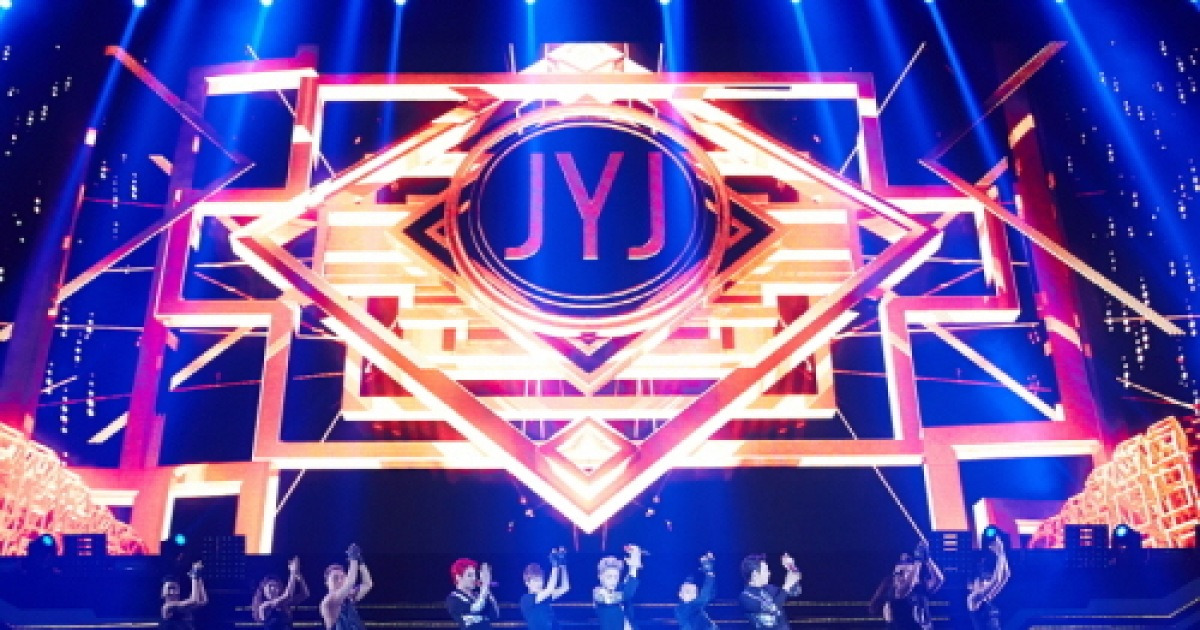 JYJ, 영동대로에서 단독 콘서트 개최