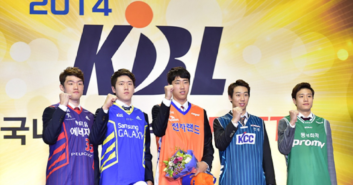 '2014 KBL 신인드래프트 영광의 얼굴'[포토]