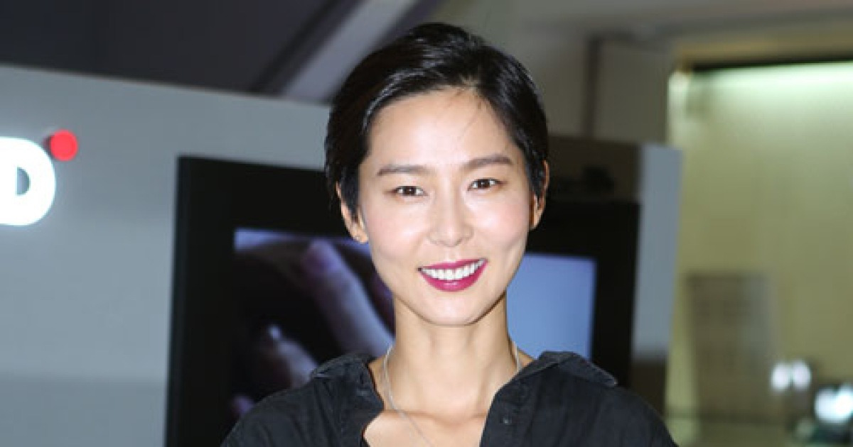 [포토] 김나영 깊게 파인 가슴라인이 섹시