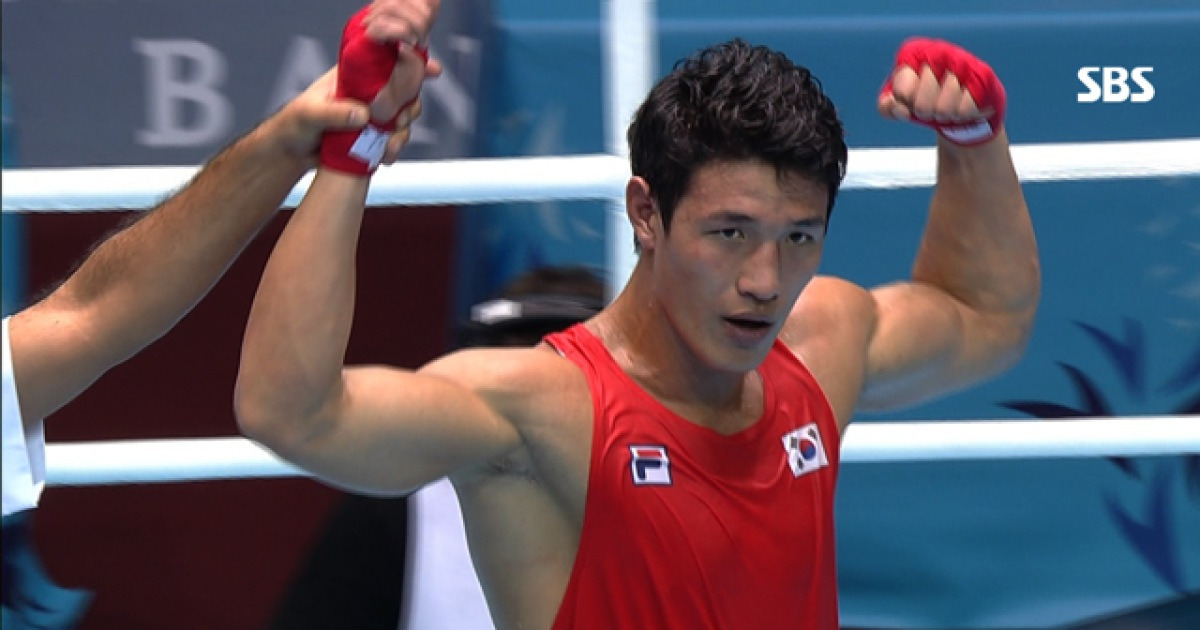 [AG 하이라이트] 김형규, 복싱 81kg급 4강 진출 동메달 확보