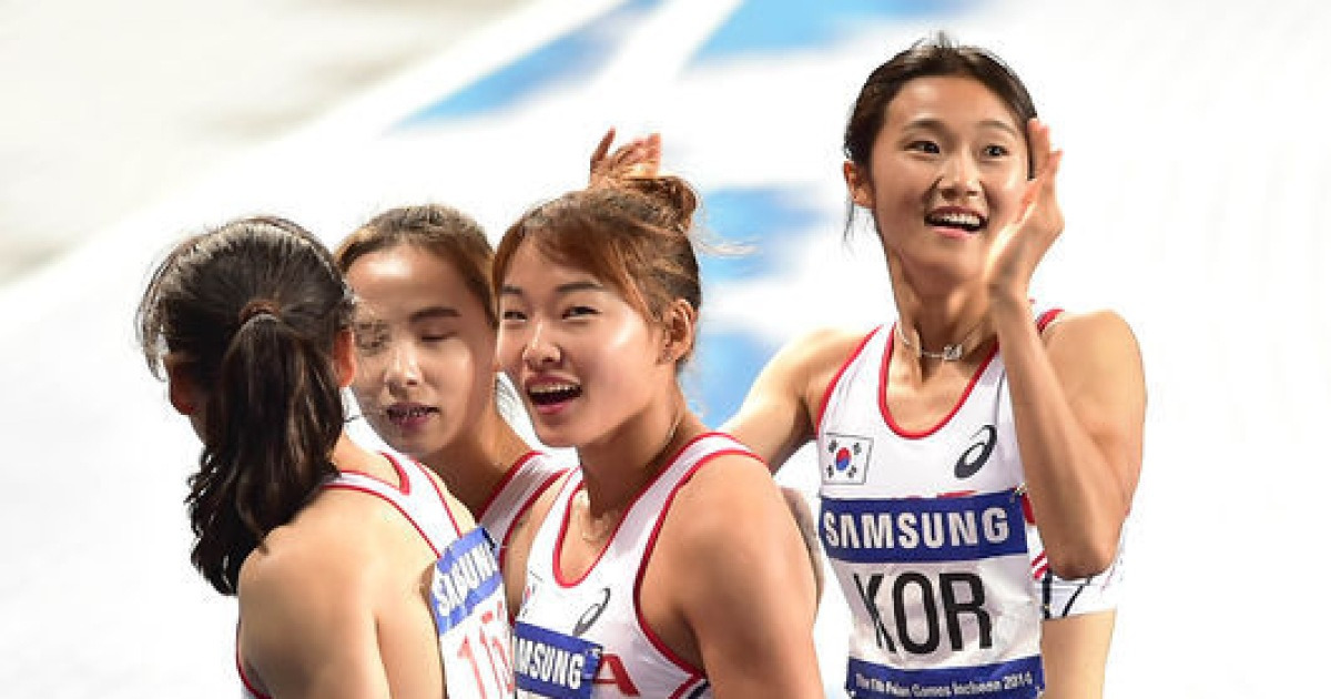 [사진]한국신기록을 세운 여자 400m 계주팀