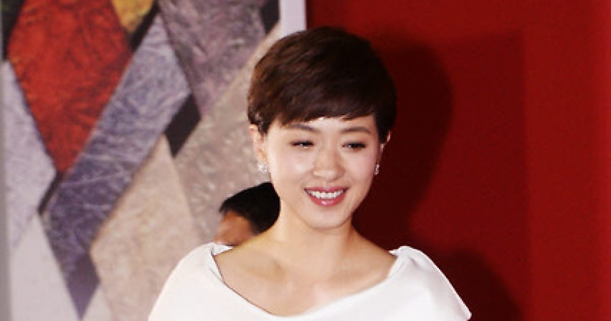 [SK포토][19th BIFF] '군중낙원' 완치안, 인형 같은 입장