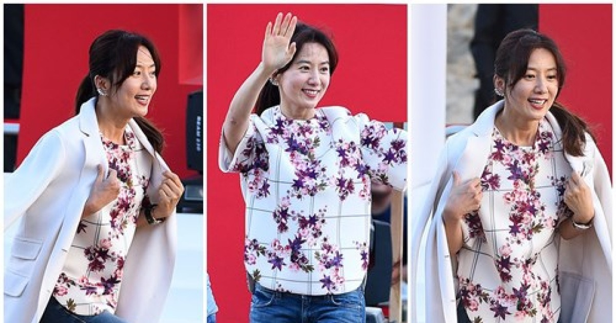 [BIFF 19th] "스키니진 OK"..김희애, 불변의 몸매