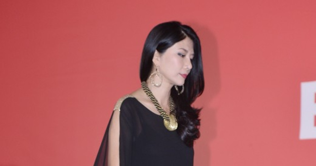 [T포토] 오가려 '시스루 원피스 휘날리며'(19th BIFF)