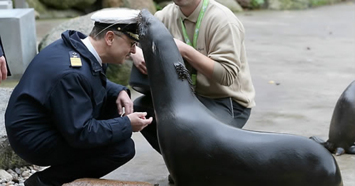 GERMANY DEFENCE NAVY ANIMALS