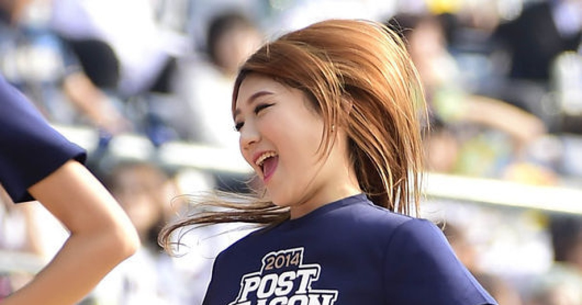 [사진]준PO 3차전 치어리더,'건강미 넘쳐'