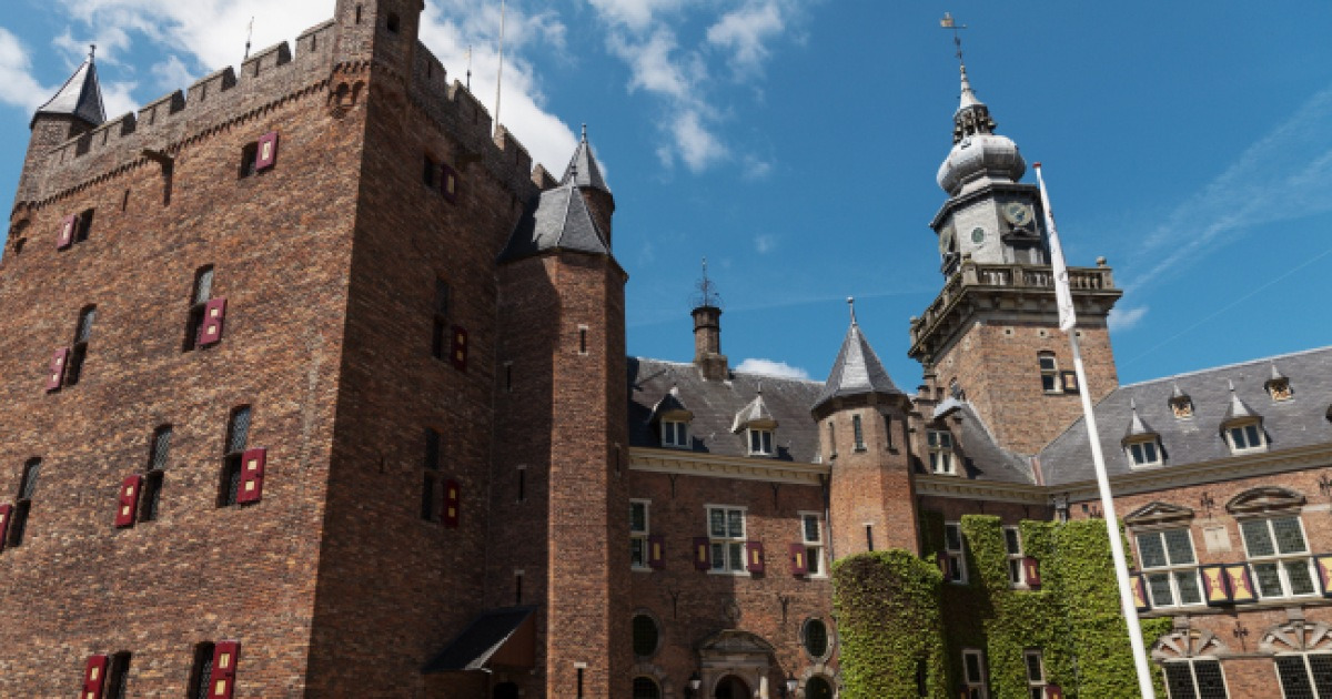 Dutch university prepares students for real world via practical training