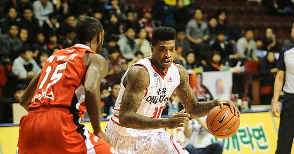 [KBL] 가르시아, 레슬리 한번 붙어 볼까?