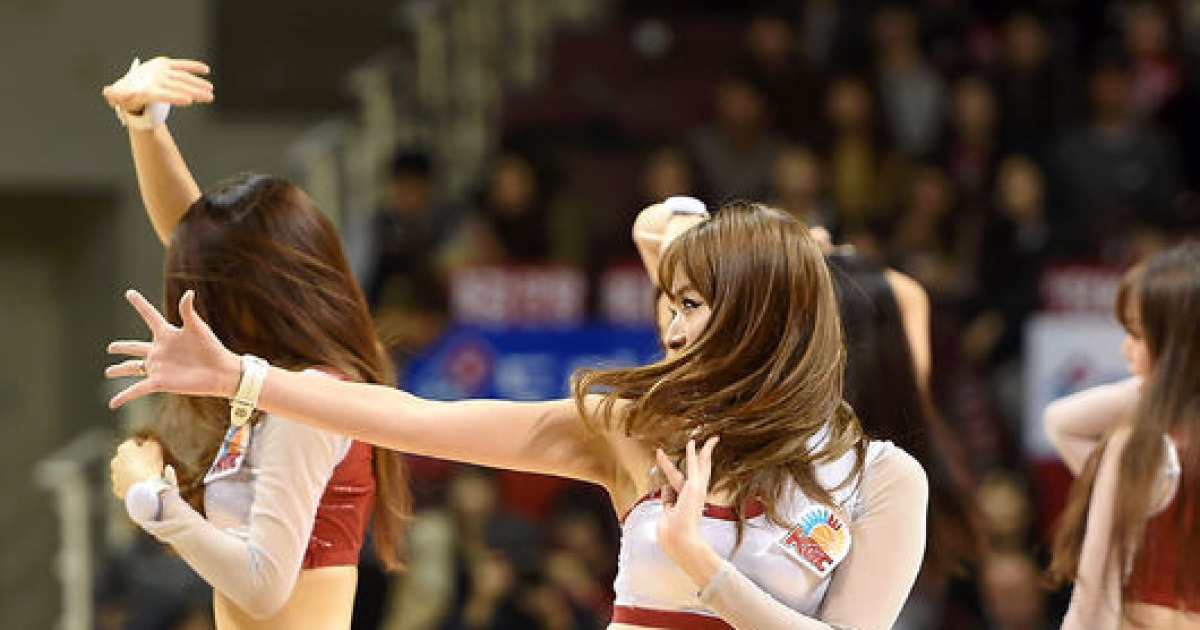 [사진]코트 달구는 KGC 치어리더