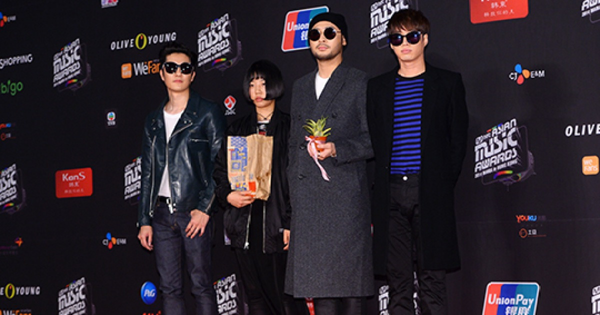 [TD포토] 에픽하이 '의문의 마틸다와 함께' (2014 MAMA)