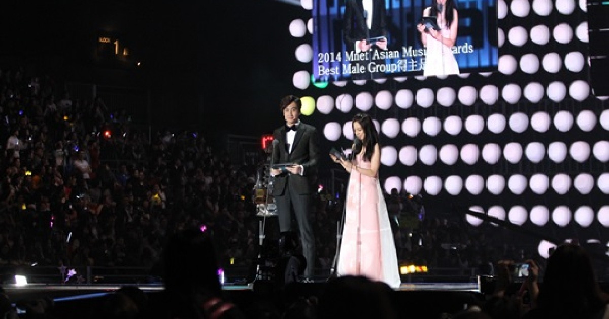 '2014 mama' 이광수 송지효, '시상하러 왔어요' [TD포토]