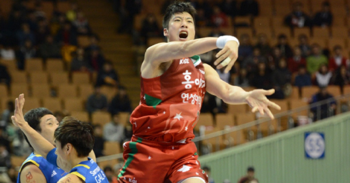 KGC 해결사 양희종 "LG전 대패 후 술자리 회식 효과 있었다"