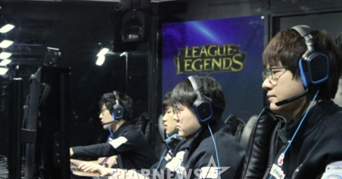 [롤 프리시즌] '안정적 운영' CJ, 2세트서 KT 잡고 무승부