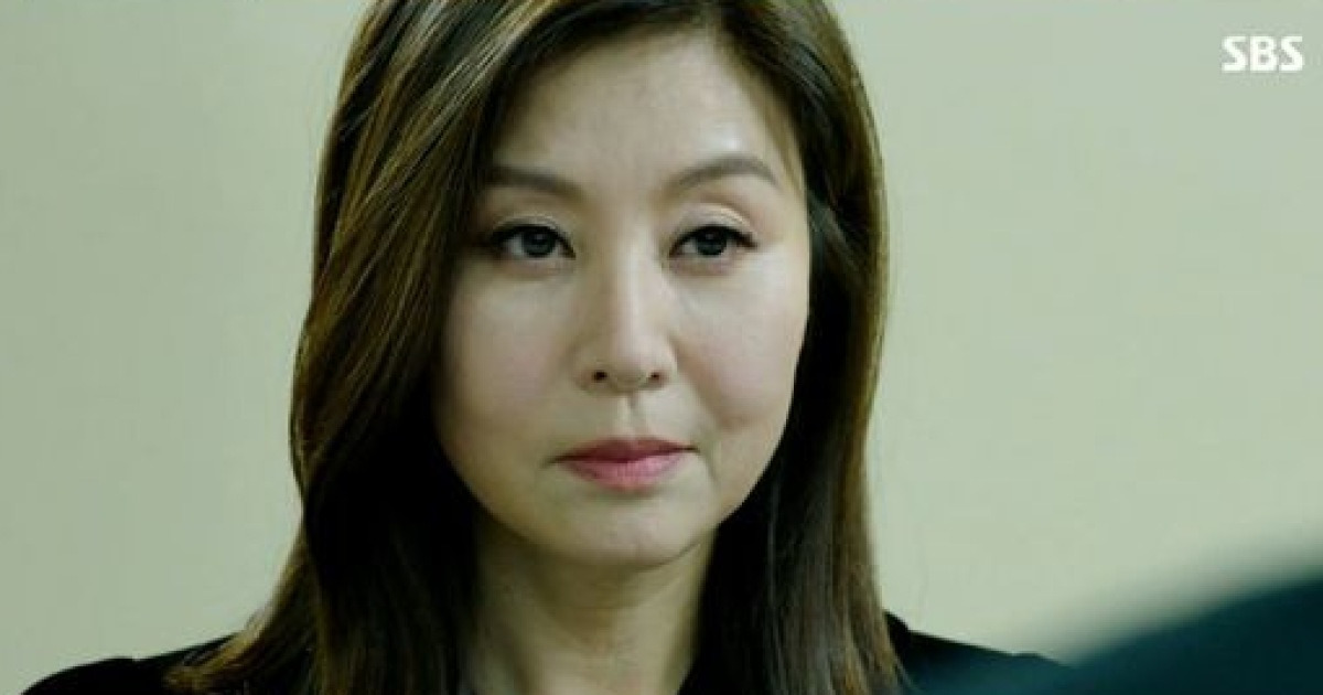 '펀치' 조재현 vs 최명길, 인사권 놓고 팽팽한 신경전