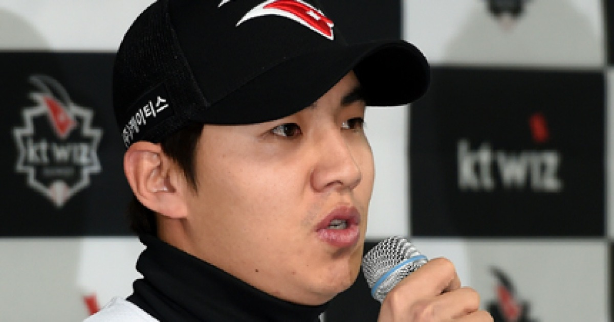 [MD포토] 이대형 'kt 위즈 여성팬 인기는 내가 책임진다'