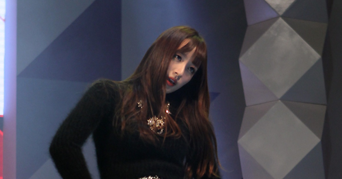 [포토엔]EXID 하니 '아슬아슬 위아래 안무'