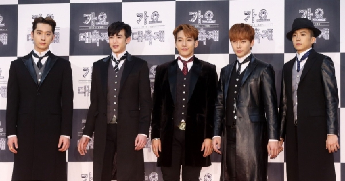 [동아포토]'KBS가요대축제' 2PM, 신사의 품격