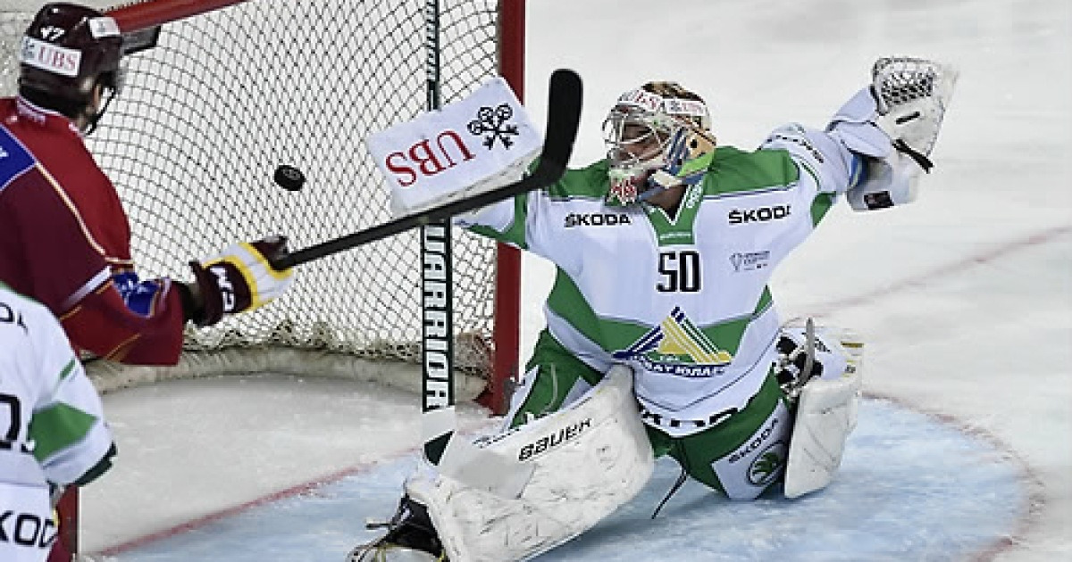 SWITZERLAND ICE HOCKEY SPENGLER CUP SERVETTE UFA
