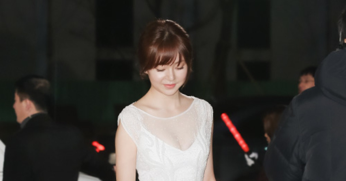 [bnt포토] 백진희 '오늘 드레스가 좀 길죠?'(mbc연기대상)