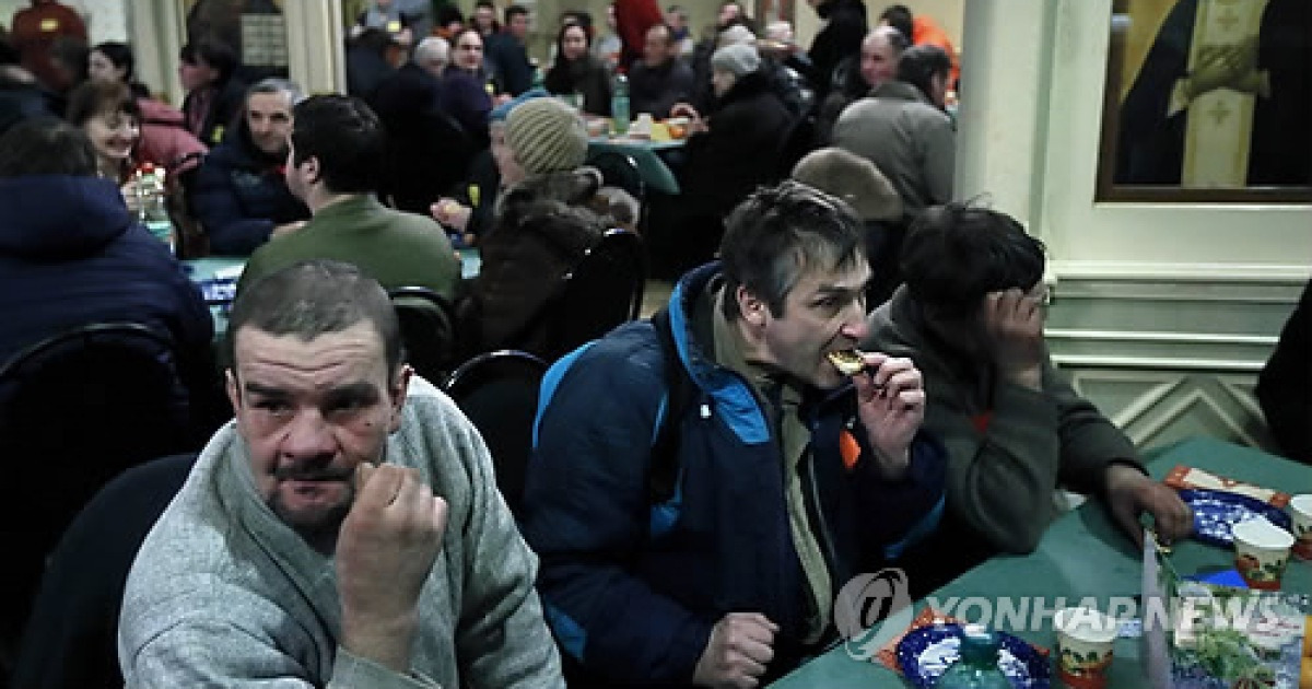 RUSSIA ORTHODOX CHRISTMAS HOMELESS