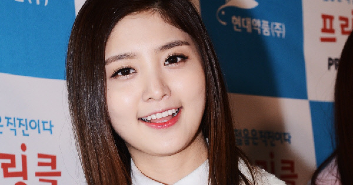 [SK포토]EXID 정화, 남심 자극하는 '청초 미모'